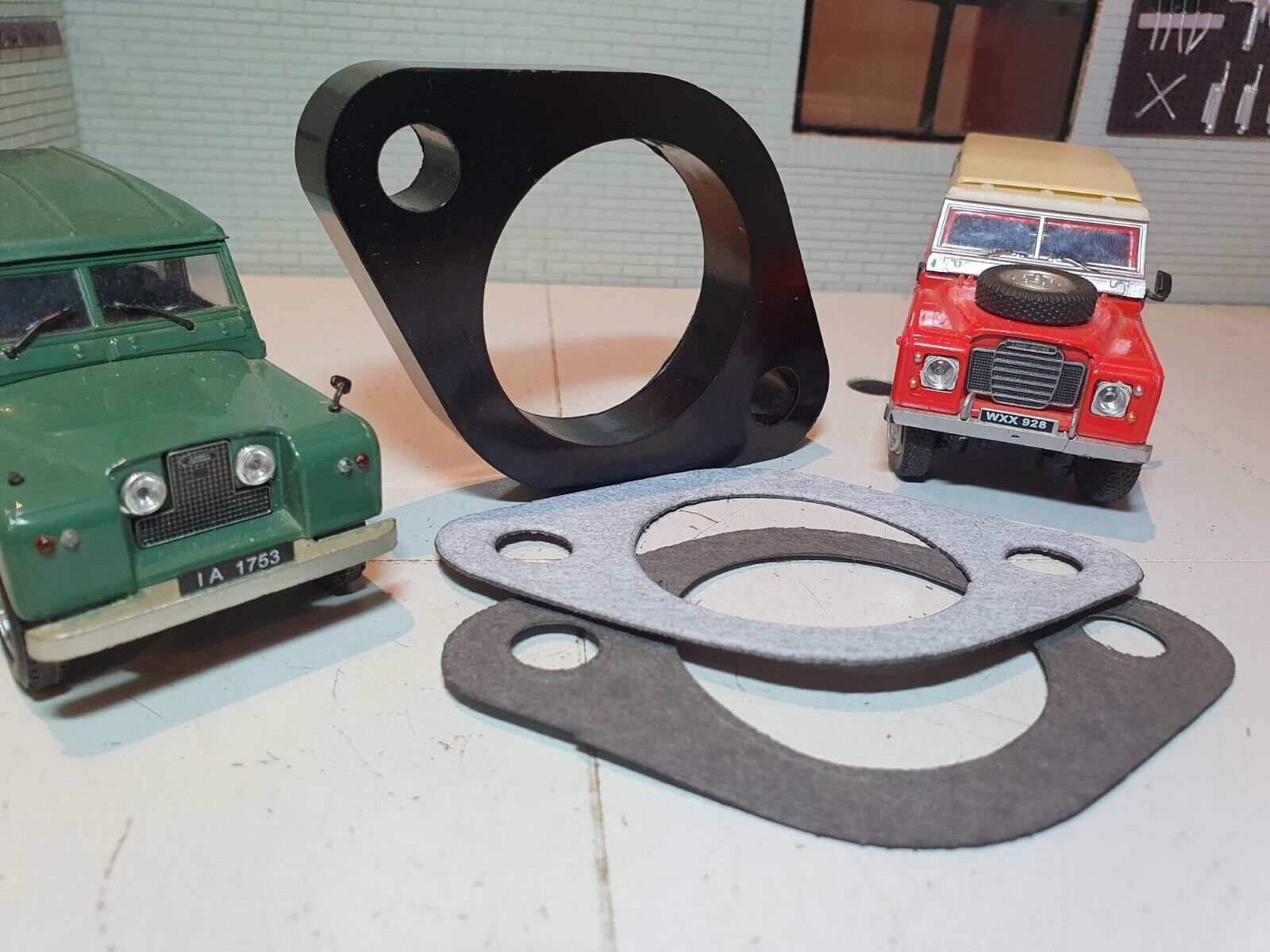 Land Rover Series 2, 2a & 3 2.25 Carburettor Manifold Spacer & Gaskets ...
