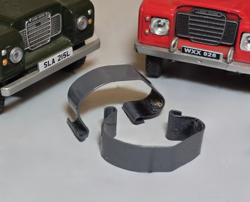 Land Rover Series 3 Front Plastic Grille Corner Spring Retaining Clip ...