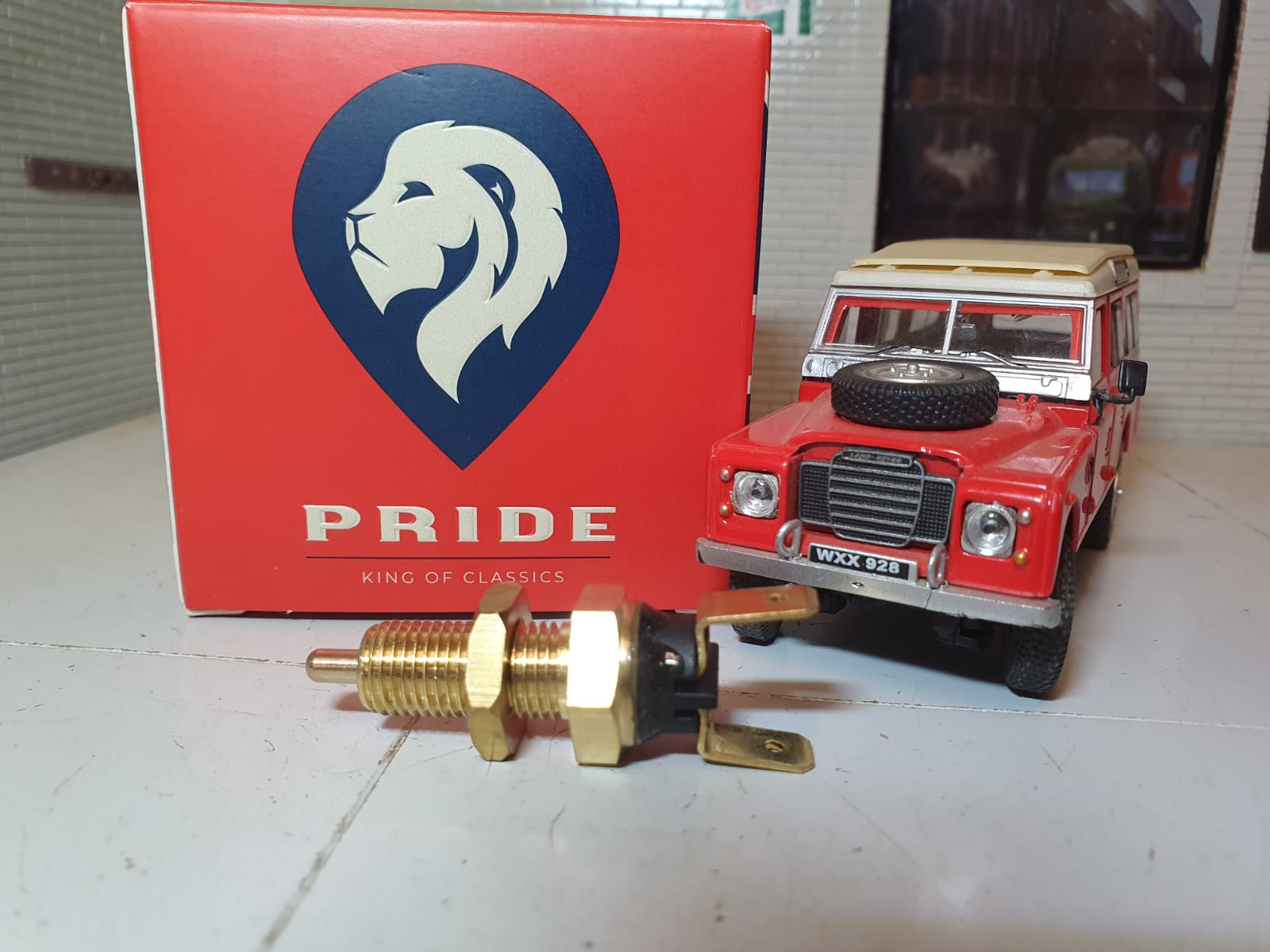 Land Rover Series 3 Servo Fitted Brake Light/Gearbox Reverse Light Swi ...