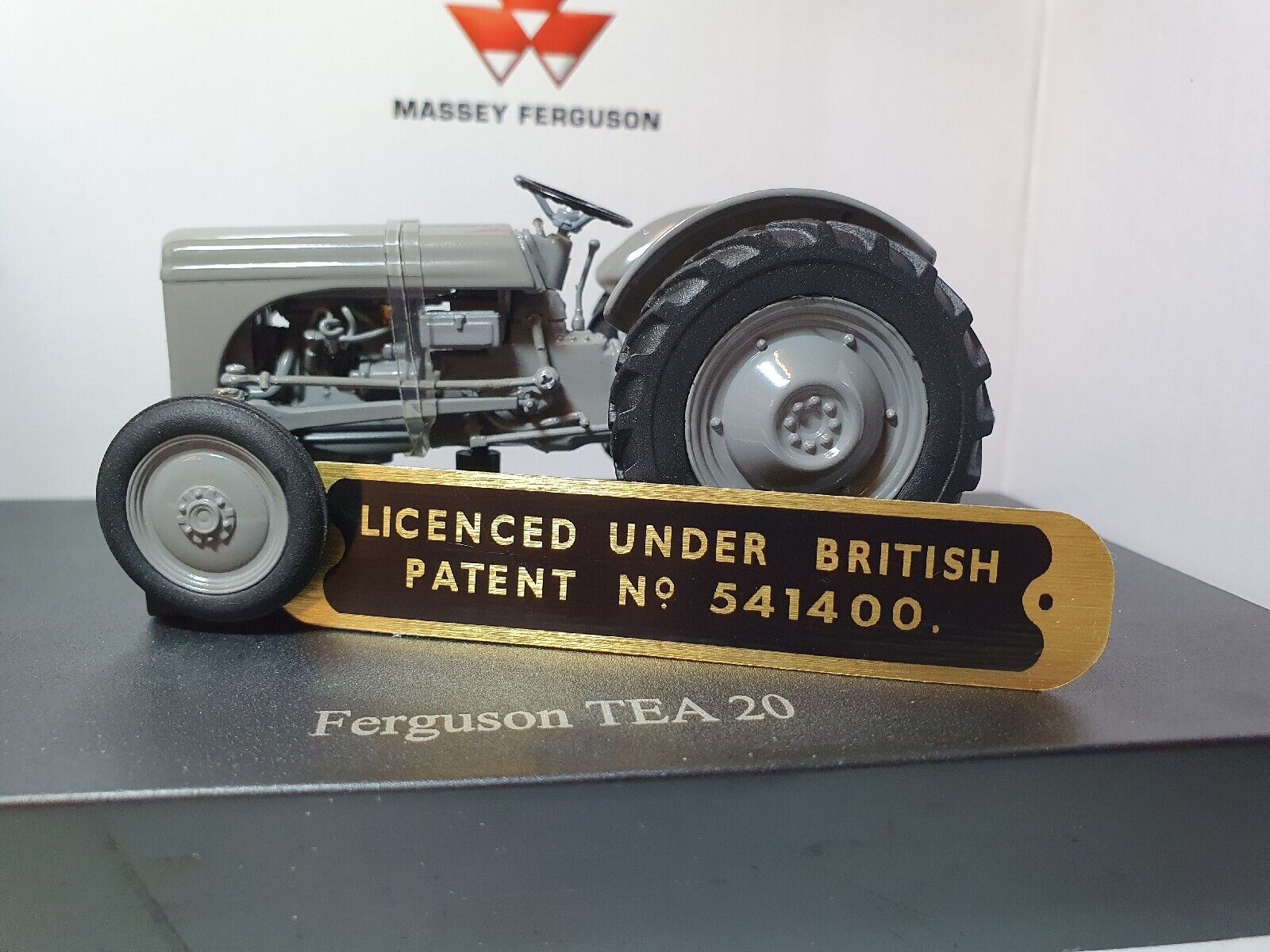 Standard Ferguson TE20 D TEF20 Tractor Diesel ID Patent Plate ...