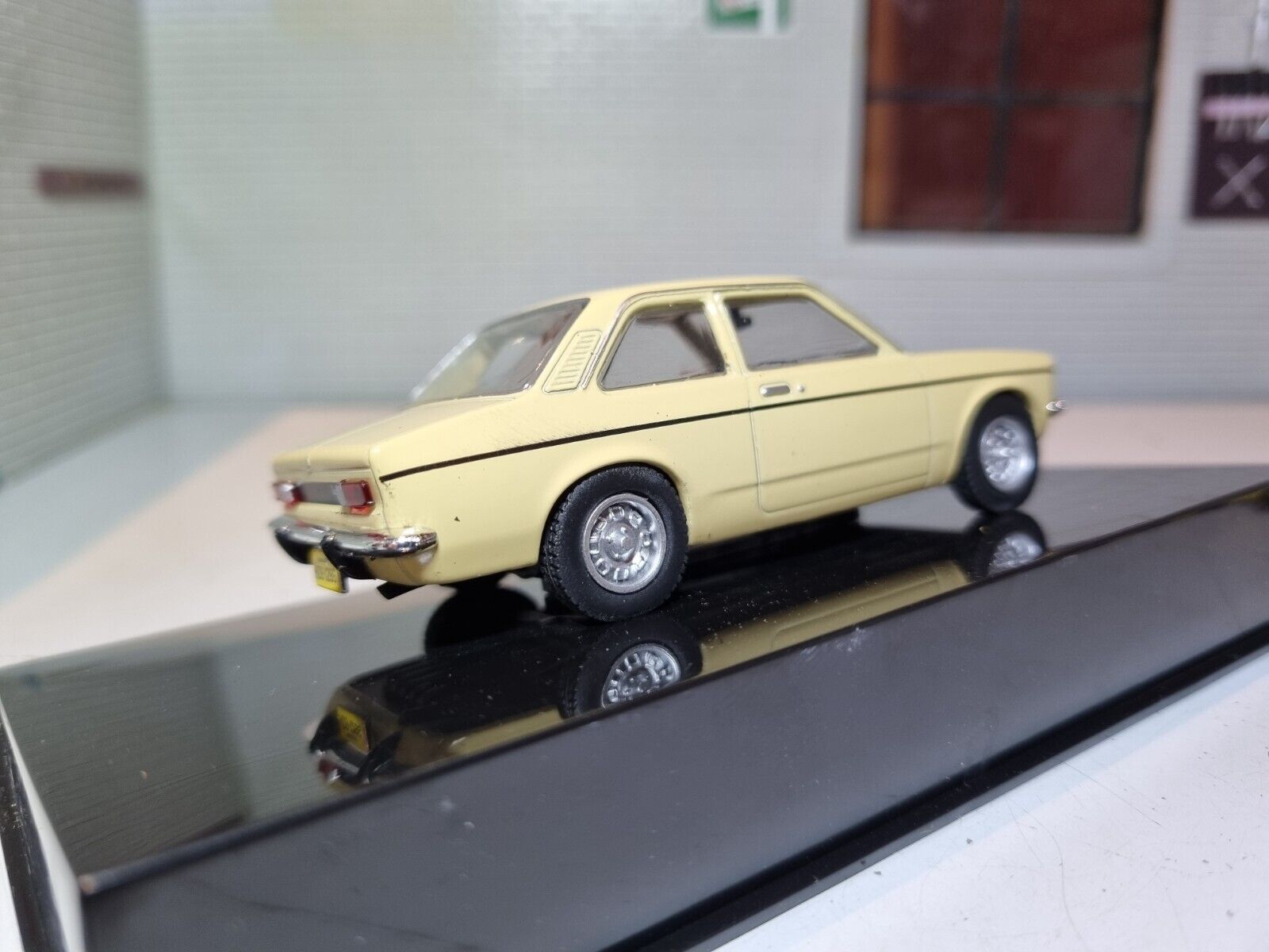 Chevrolet 1976 Chevette SL 1:43 – Emberton Imperial