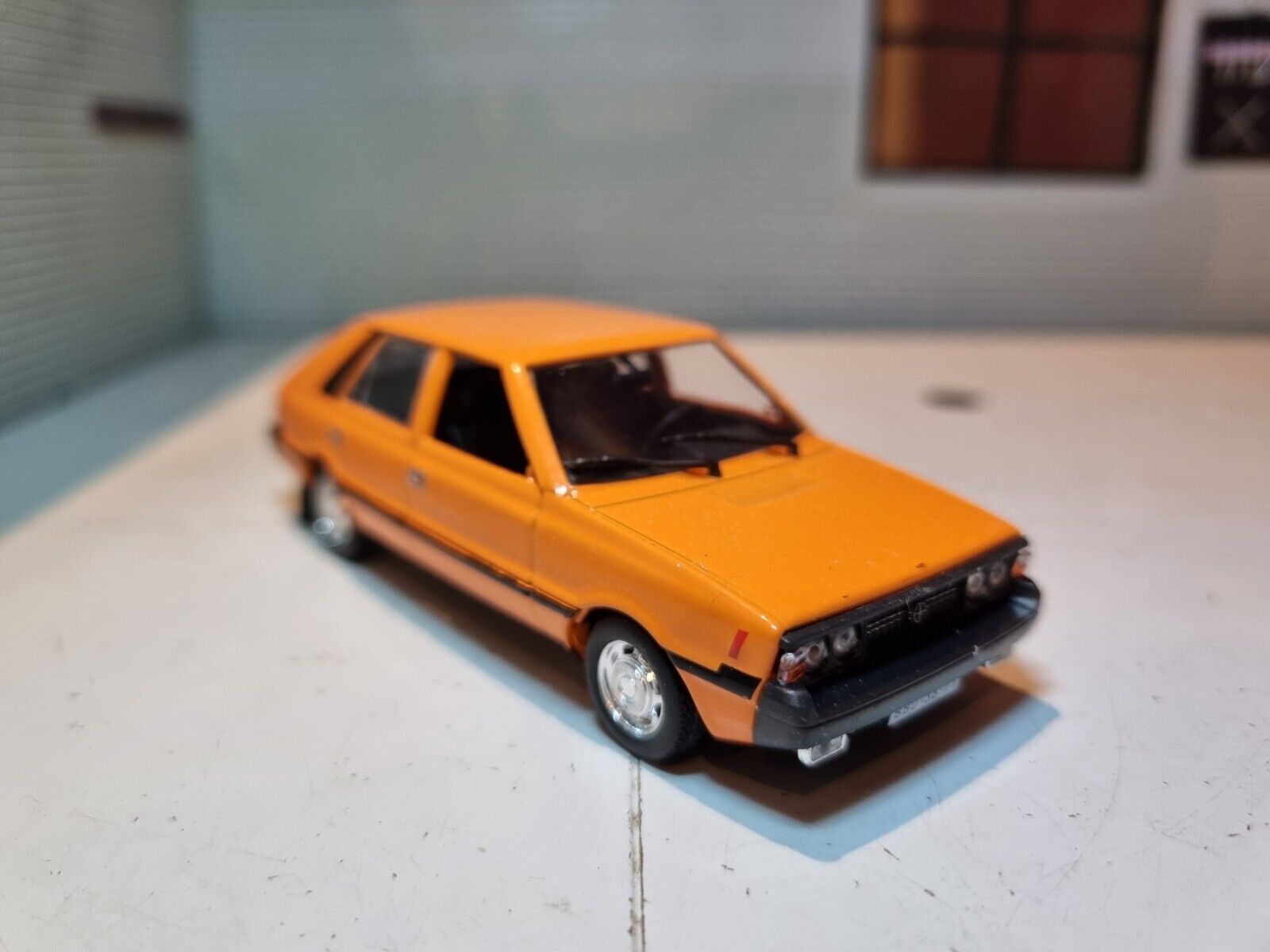 FSO Polonez 5 Door 1:43 – Emberton Imperial