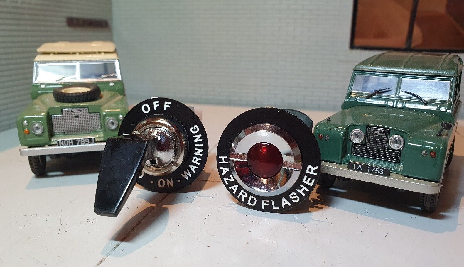 Land Rover Series 2a NADA USA Hazard Switch, Warning Light & Tags Luca ...