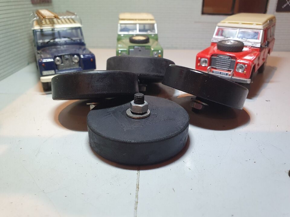 Land Rover Series 2 2a 3 Bonnet Spare Wheel Buffers & Nuts MRC5627 Set ...