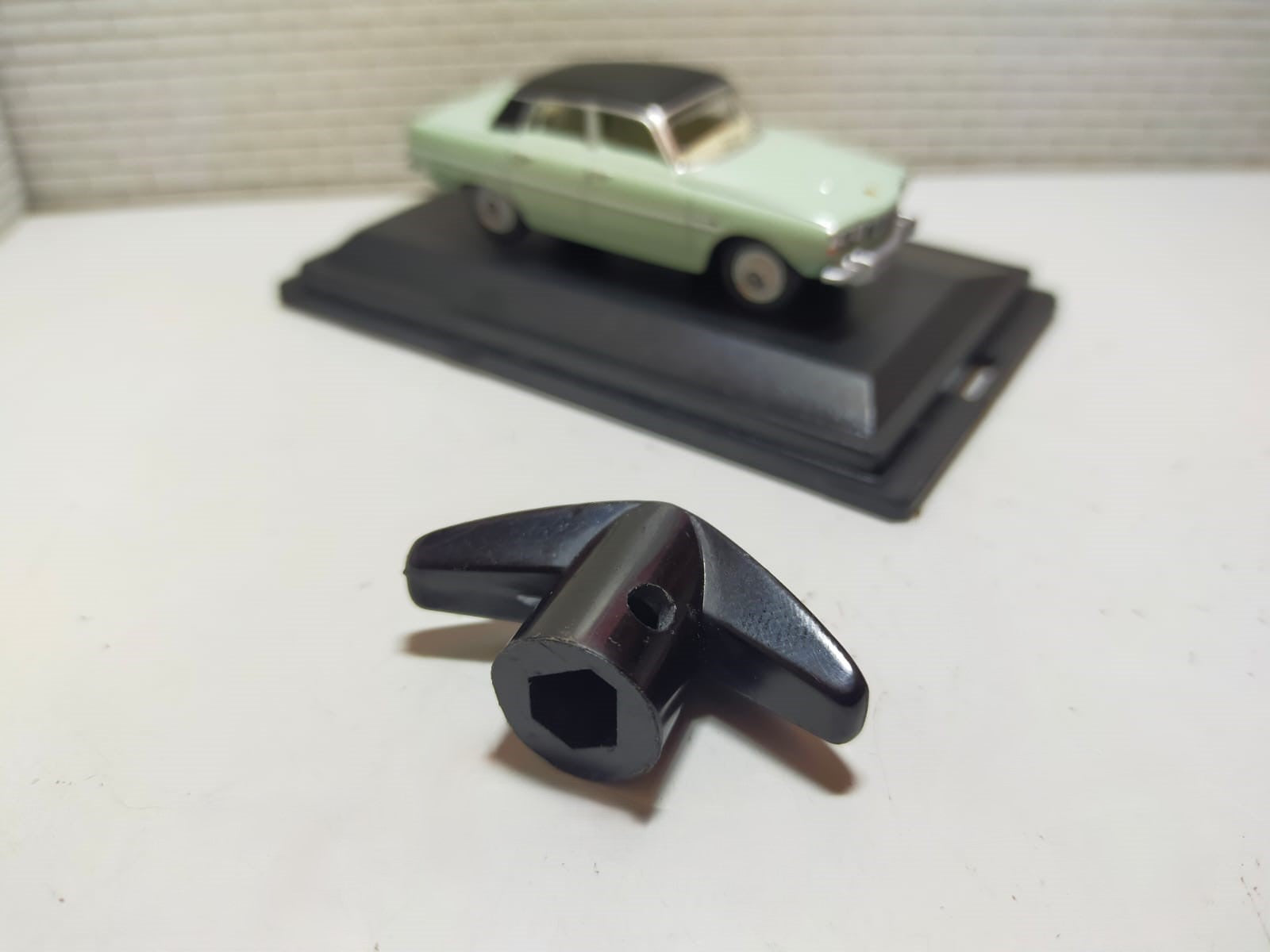 Rover P6 Wiper Washer Switch Knob 531679 – Emberton Imperial