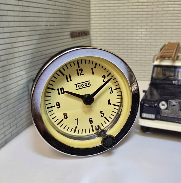 Tudor Dash Time Clock 2" (52mm) 12v – Emberton Imperial