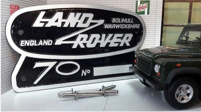 Land Rover Series, Defender Cast Tub Badges 332670 / STC3437 – Emberton ...