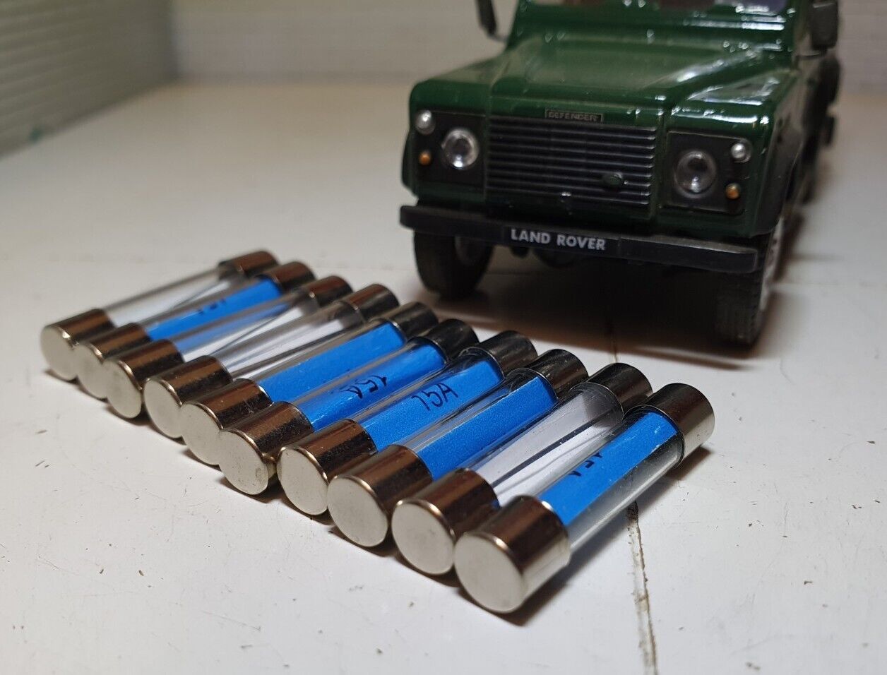 Land Rover Defender Series Military Glass Cartridge Fuses x10 OEM (Cho ...