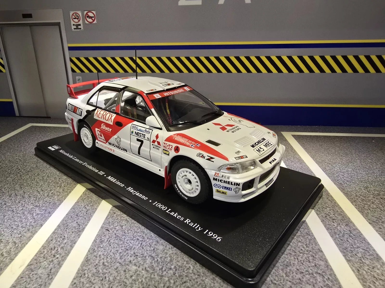 Mitsubishi Lancer Evo 3 WRC 1996 Tommi Makinen – Emberton Imperial