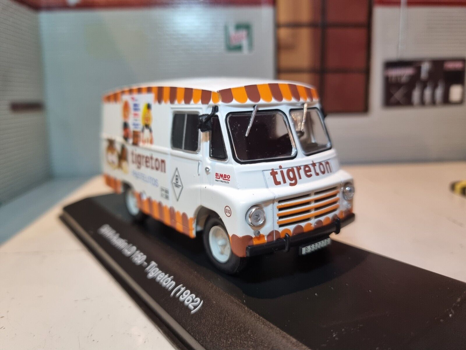 SAVA 1962 Austin LD 150 Tigreton Ex Magazine 1:43 – Emberton Imperial