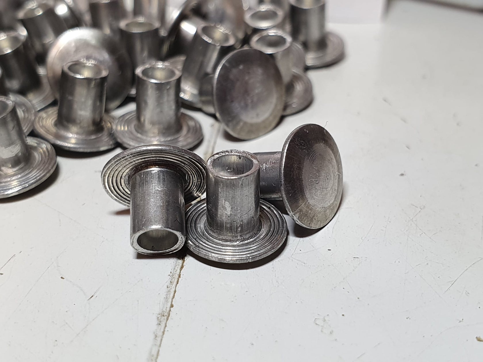 Aluminium Semi-Tubular Truss Head Rivets 3/16" Diameter (choice of len ...