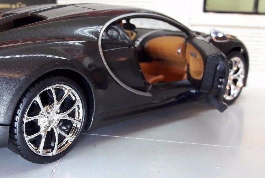Bugatti Chiron Metallic Gray W16 Supercar 31514 Maisto 1:24 – Emberton ...